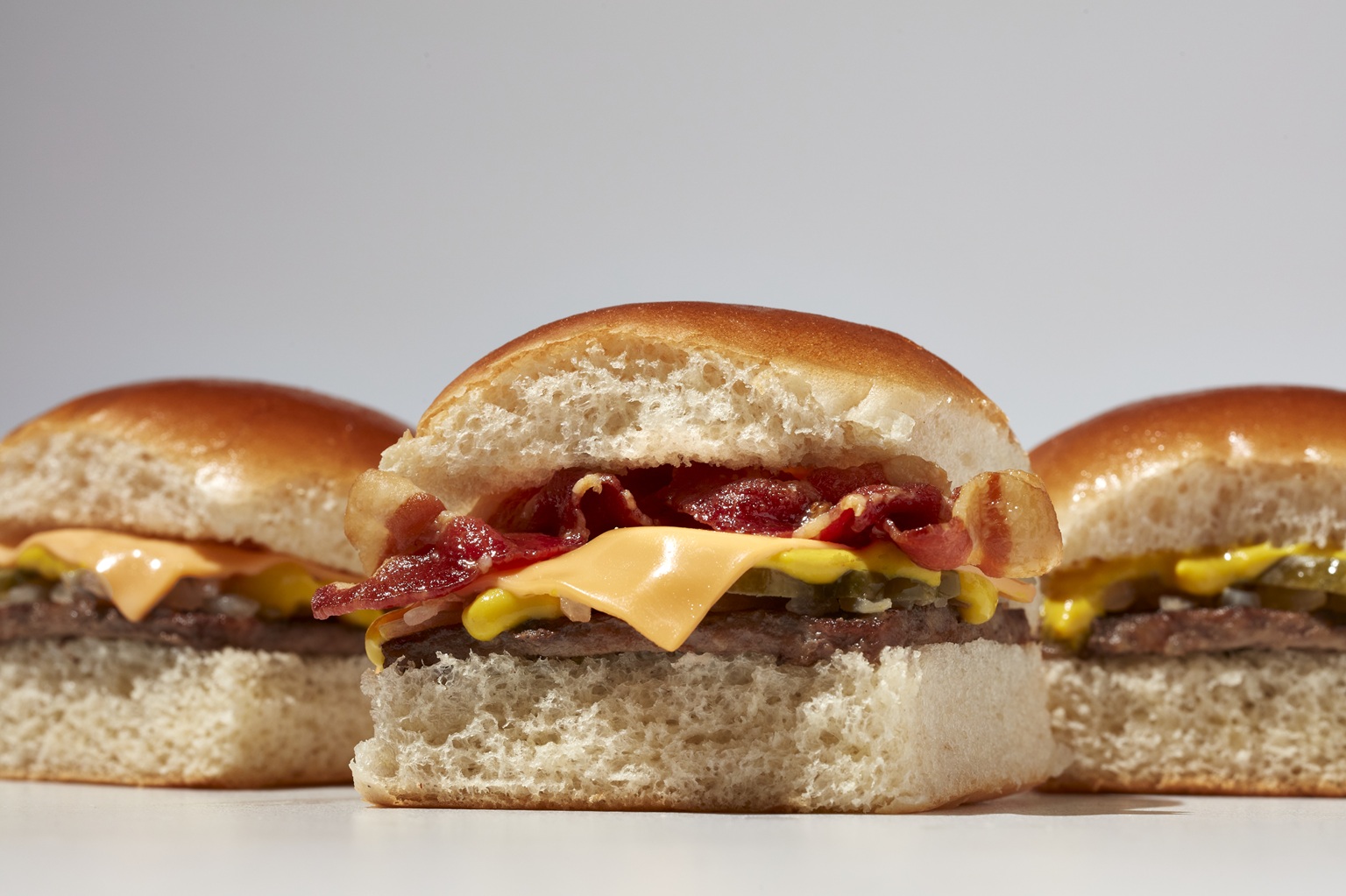 Victor Cruz scores big with first-ever New Jersey Krystal opening ...